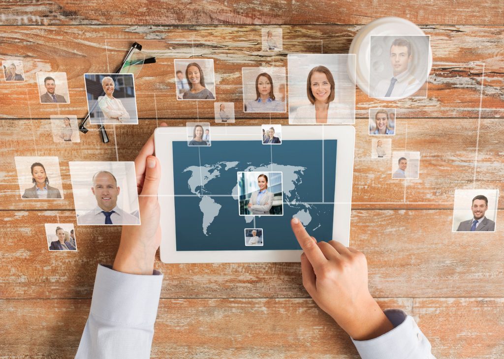 Tips for Professional Networking in Chicago | Unpakt Blog